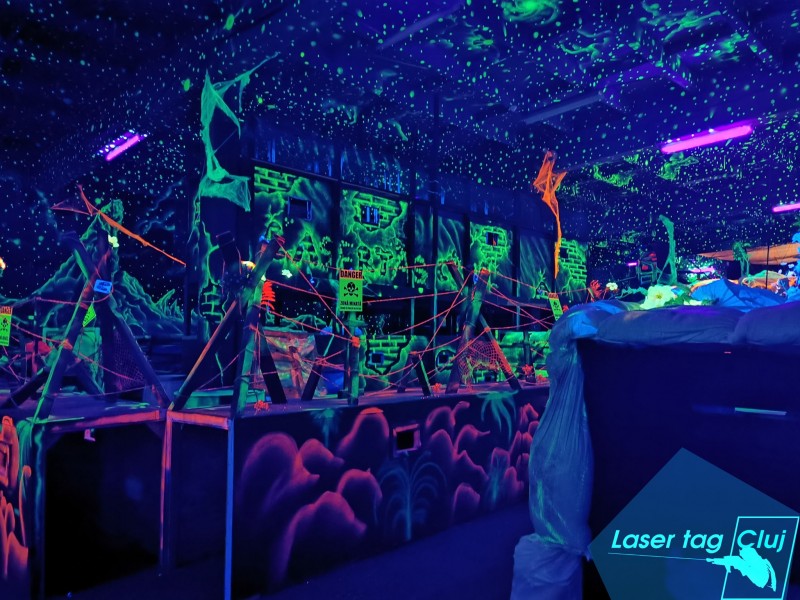 Escape from reality with your gang - Indoor Laser Tag in Cluj