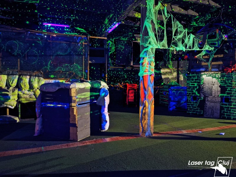 Escape from reality with your gang - Indoor Laser Tag in Cluj