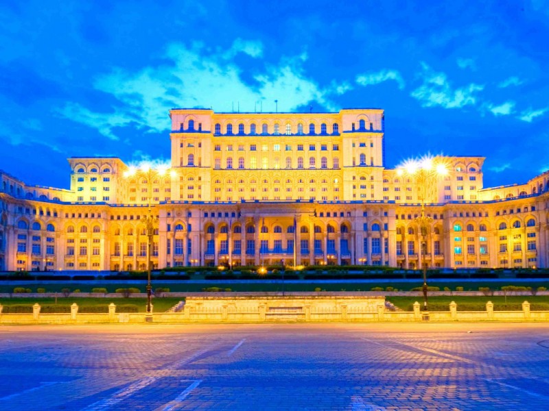 Discover the history of Communist Bucharest in a private tour