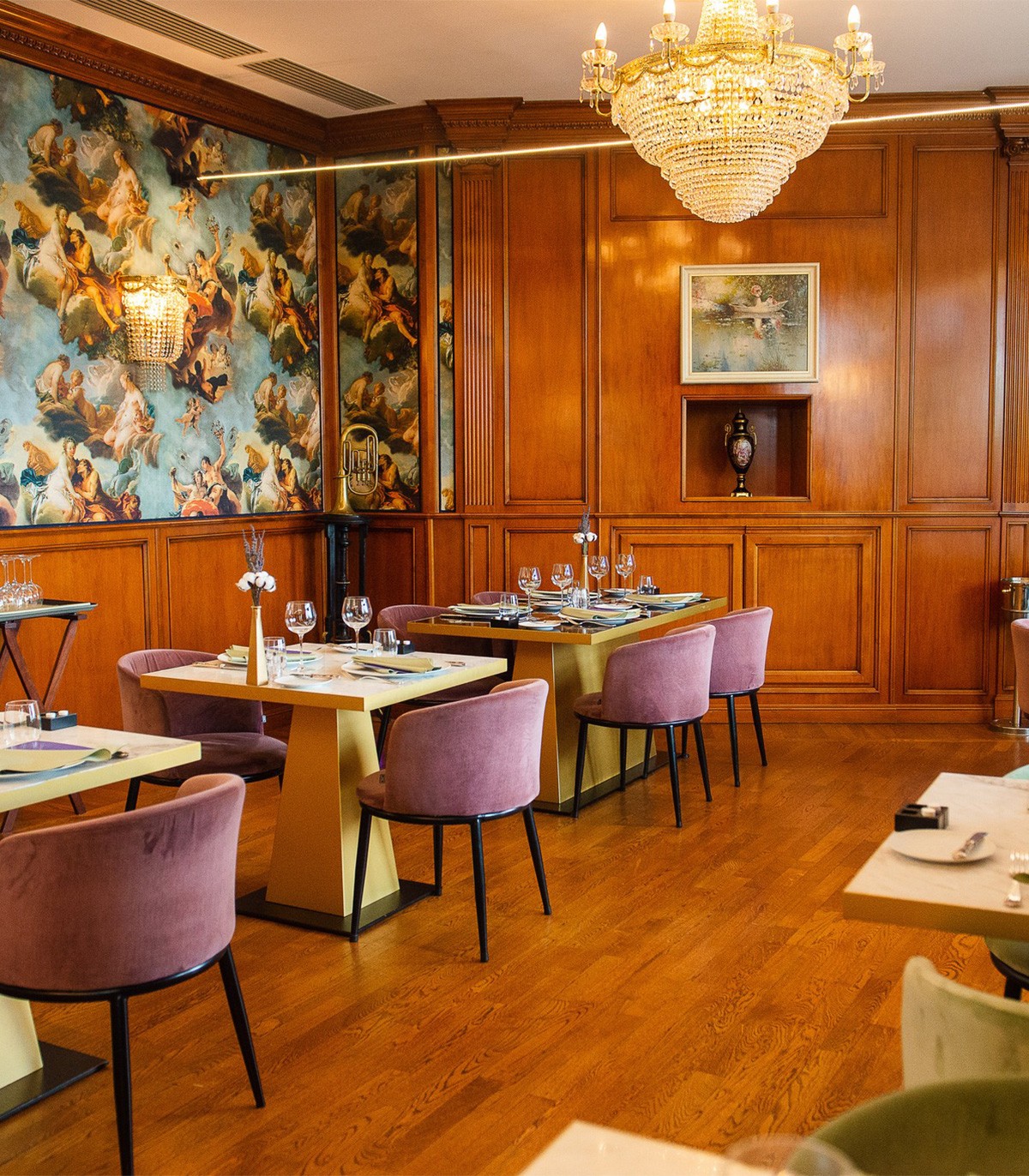 VIP gourmet dinner at Suter Palace in Bucharest