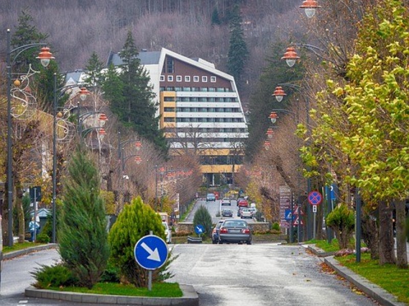 Excursie de o zi din Sinaia, pana la Manastirea Caraiman